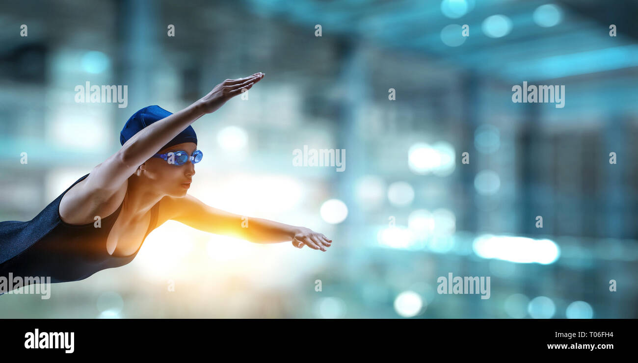 Swimmer diving board hi-res stock photography and images - Alamy