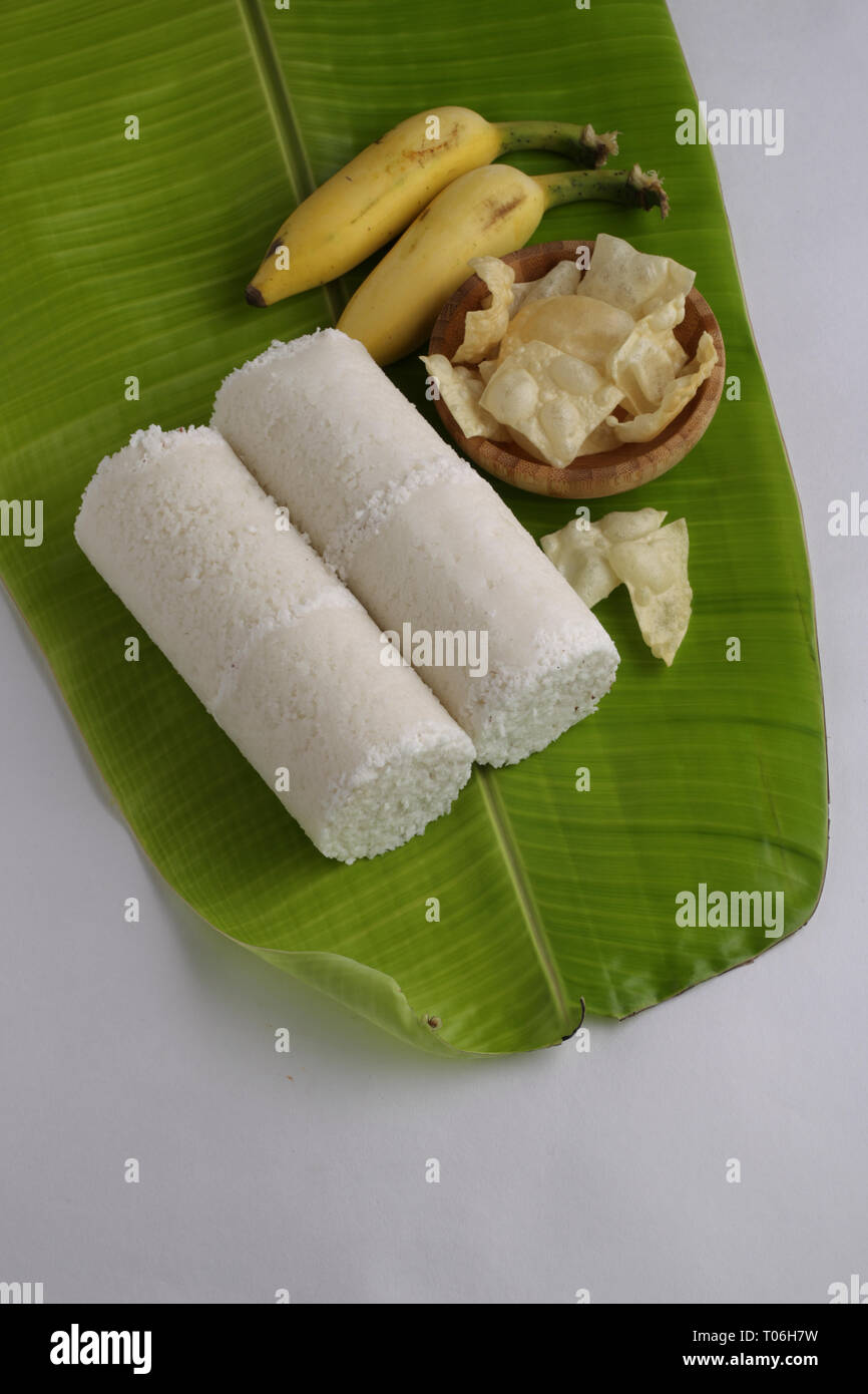 Kerala white rice puttu Stock Photo - Alamy