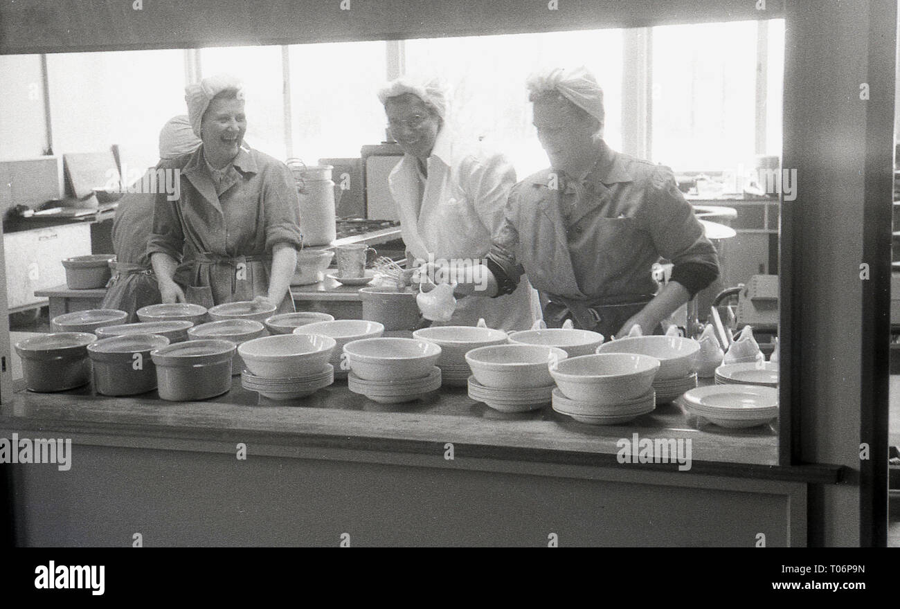 1950s, school kitchen, female cooks preparing food, England, UK Stock ...