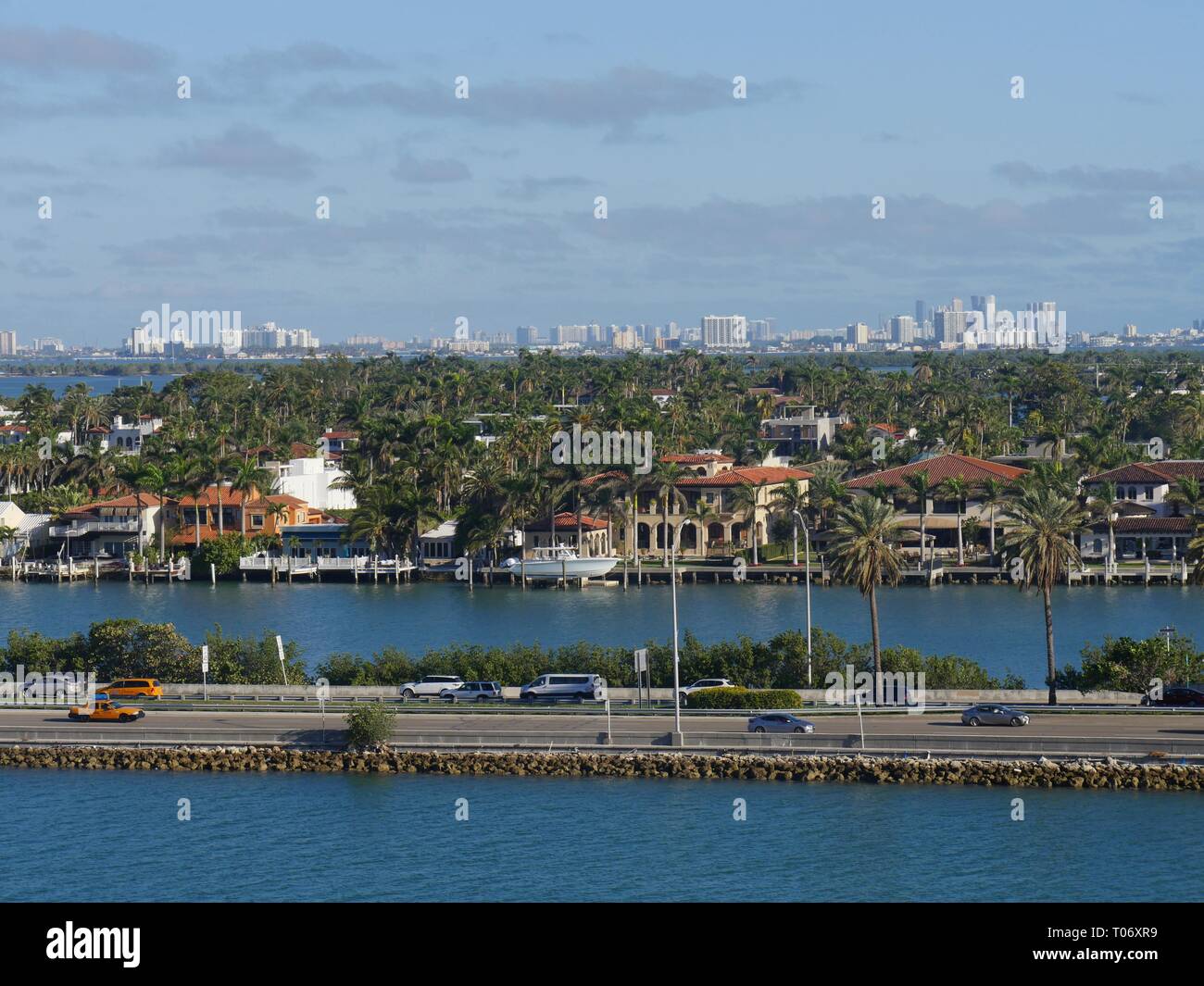 MIAMI, FLORIDA, USA—JANUARY 2018: Wide shot of buildings and dock side ...
