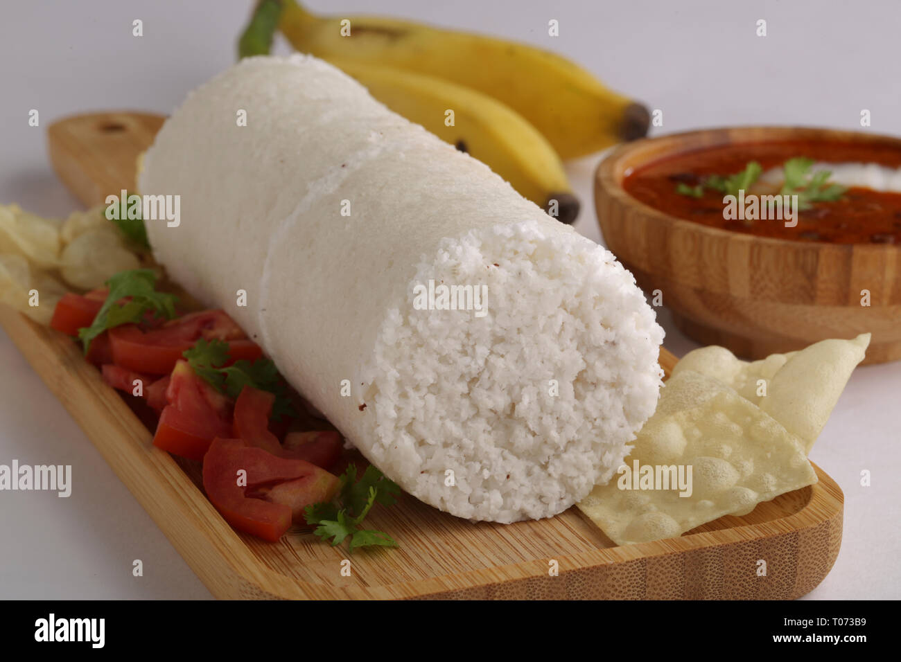 Puttu and kadala curry hi-res stock photography and images - Alamy