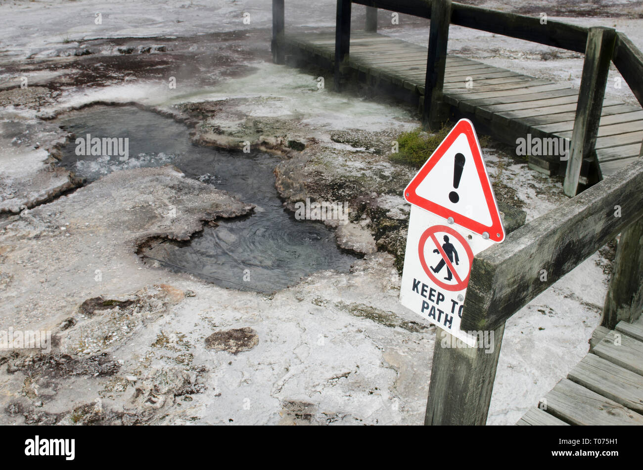 Warning Sign, for boiling water from hot springs, Orakei Korako Cave ...
