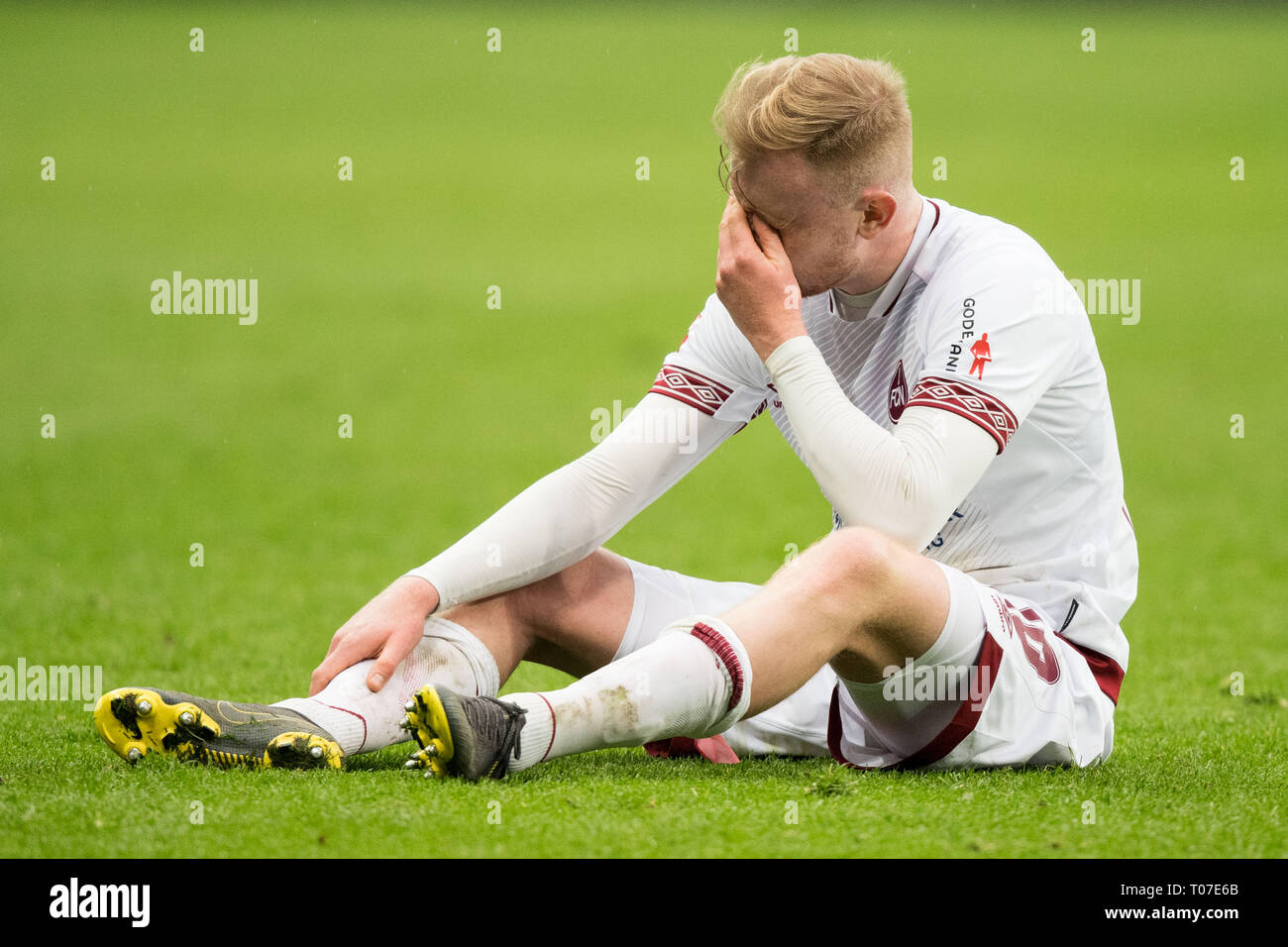 Frankfurt, Deutschland. 17th Mar, 2019. Sebastian KERK (N) sadly sits ...