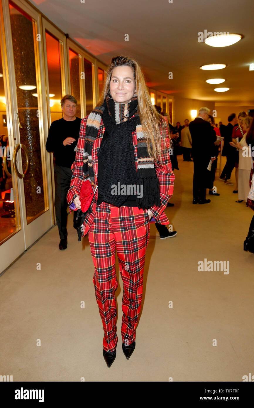 Alexandra kamp hi-res stock photography and images - Alamy