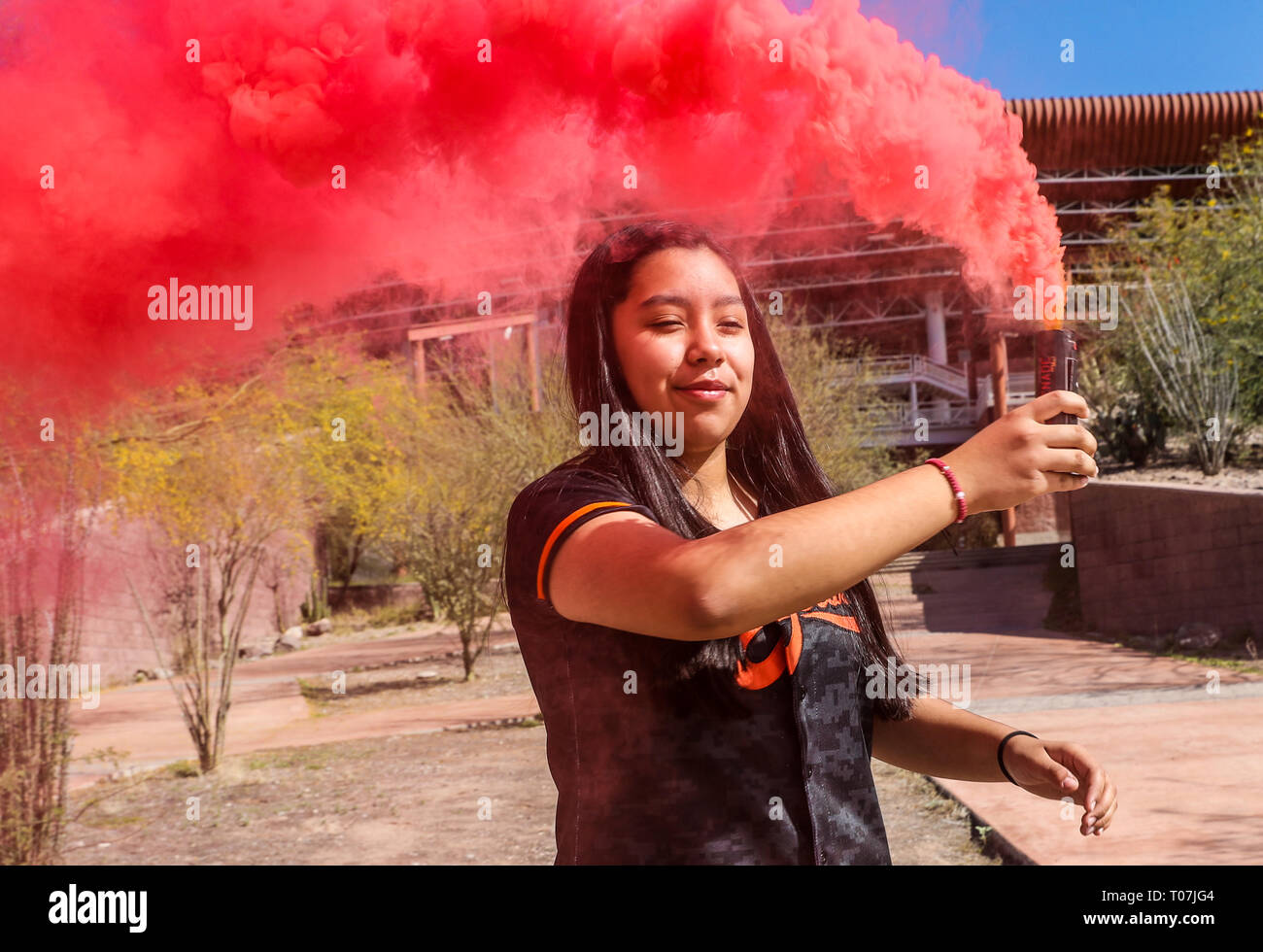 Pumps Smoke, smoke, colored smoke, Naranjeros, bombas de Humo, humo ...