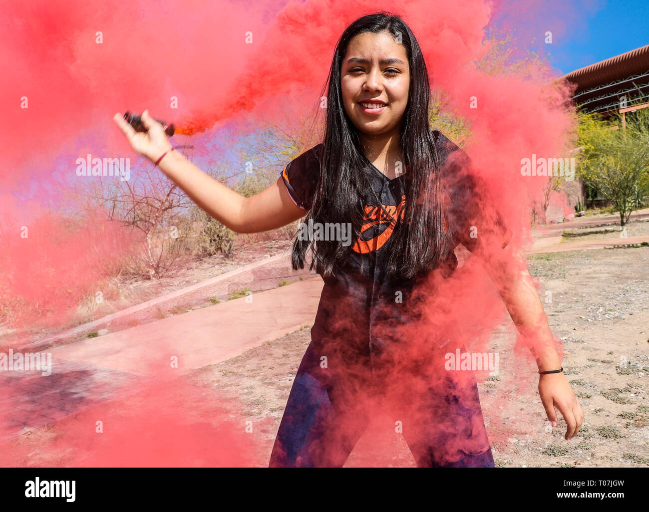 Pumps Smoke, smoke, colored smoke, Naranjeros, bombas de Humo, humo ...