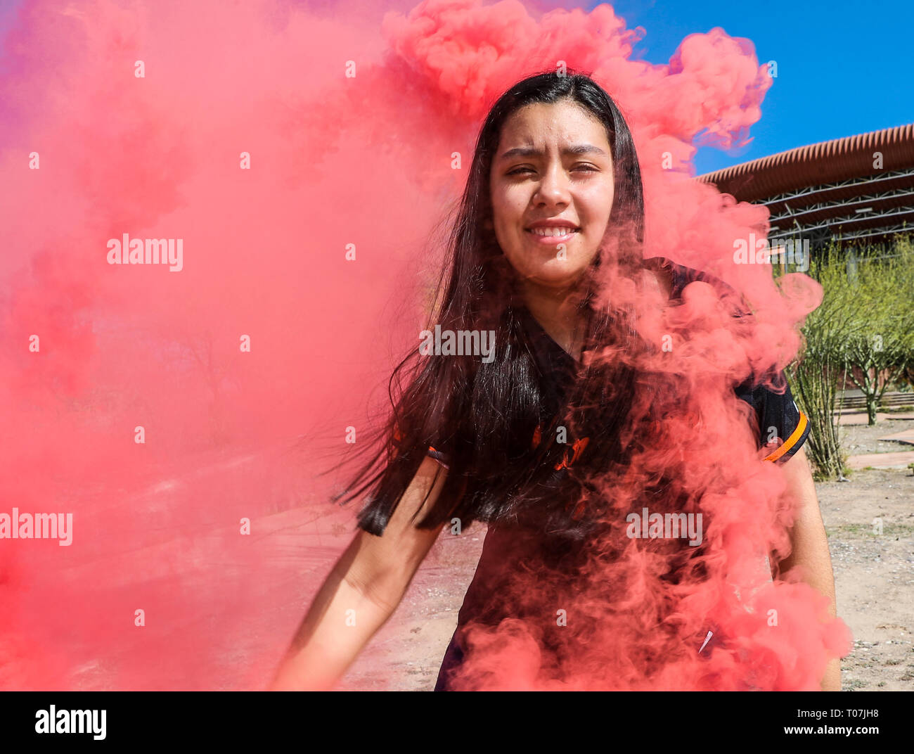 Pumps Smoke, smoke, colored smoke, Naranjeros, bombas de Humo, humo ...