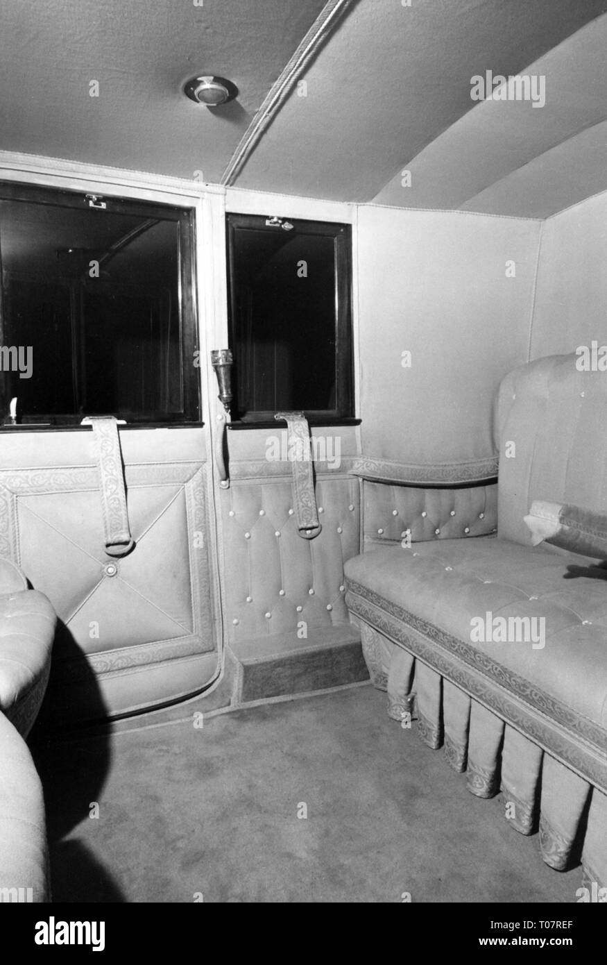 1900s car interior Black and White Stock Photos & Images - Alamy