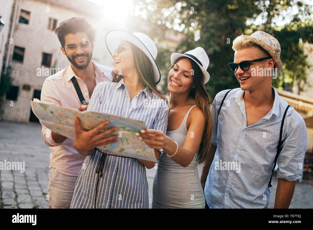 Group summer sightseeing tourists hi-res stock photography and images ...