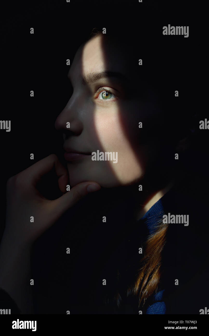 Sun rays on a face hi-res stock photography and images - Alamy