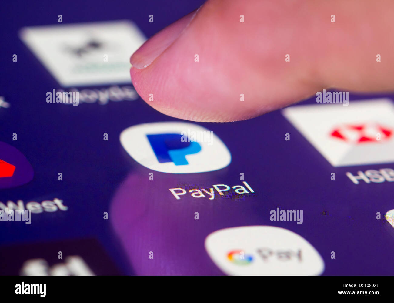 Loading icon hi-res stock photography and images - Alamy