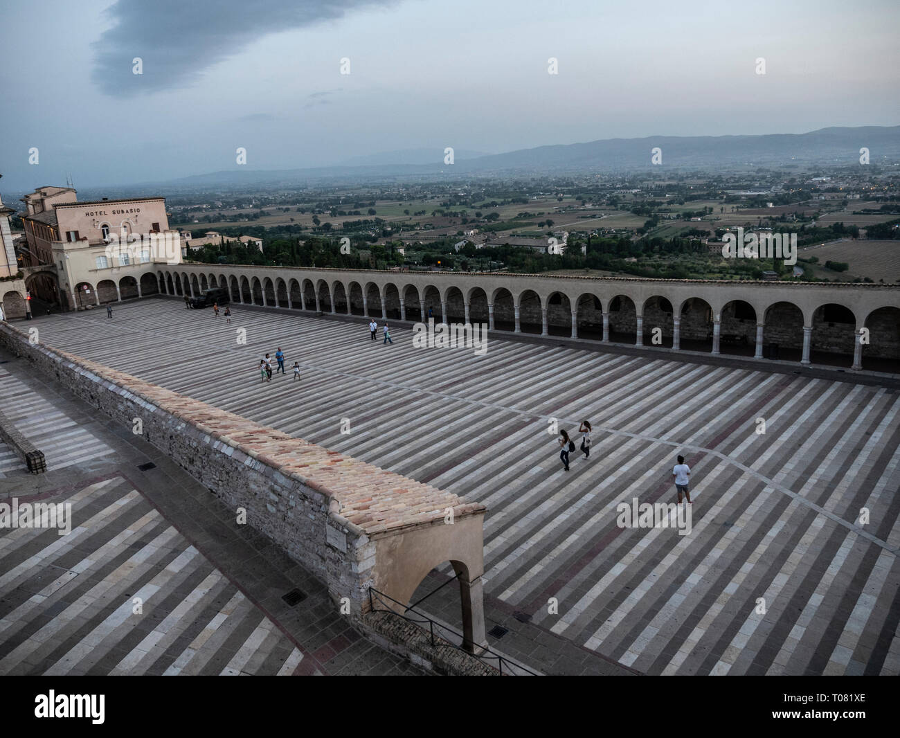 Italy, Umbria, Assisi, sunset on San Francesco d'Assisi basilica Stock ...