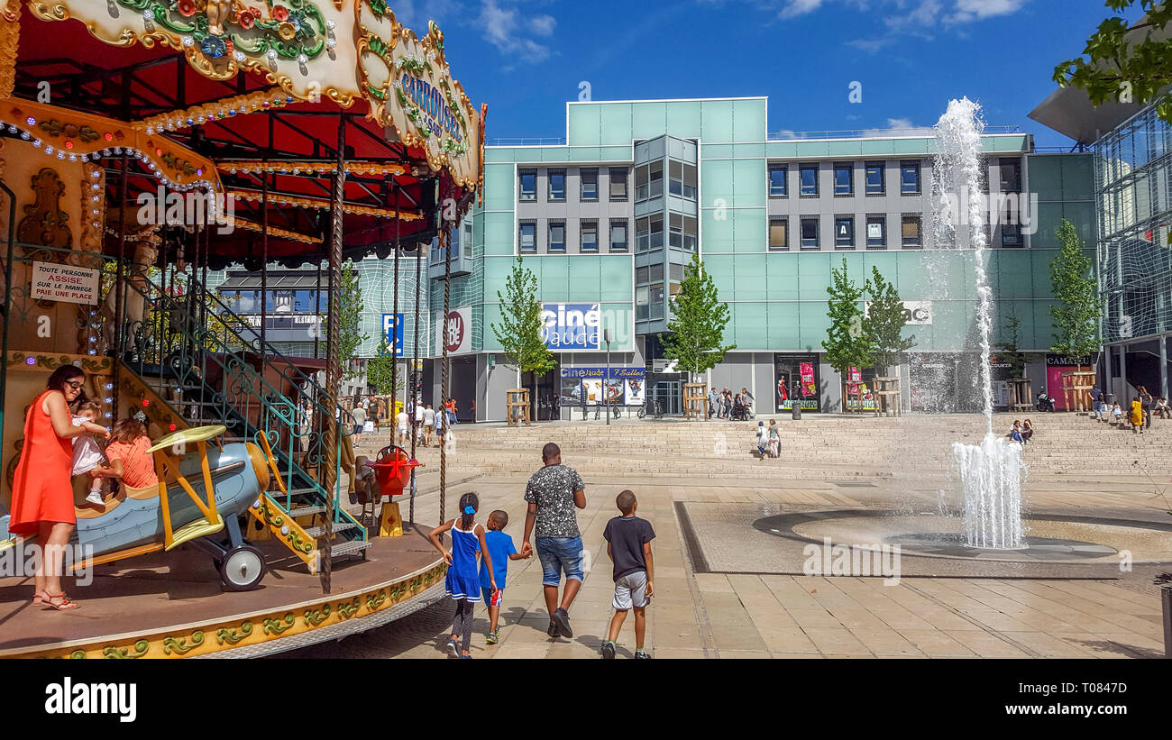 Centre Jaude shopping centre, Place de Jaude. Clermont-ferrand. Puy de ...