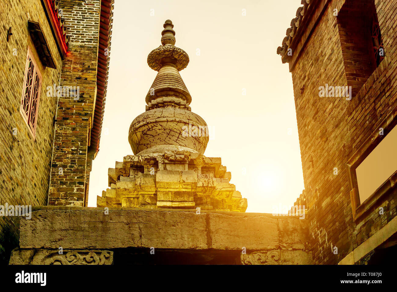 Zhenjiang Xijindu, "Zhaoguan Stone Tower" was built in the Yuan Dynasty ...