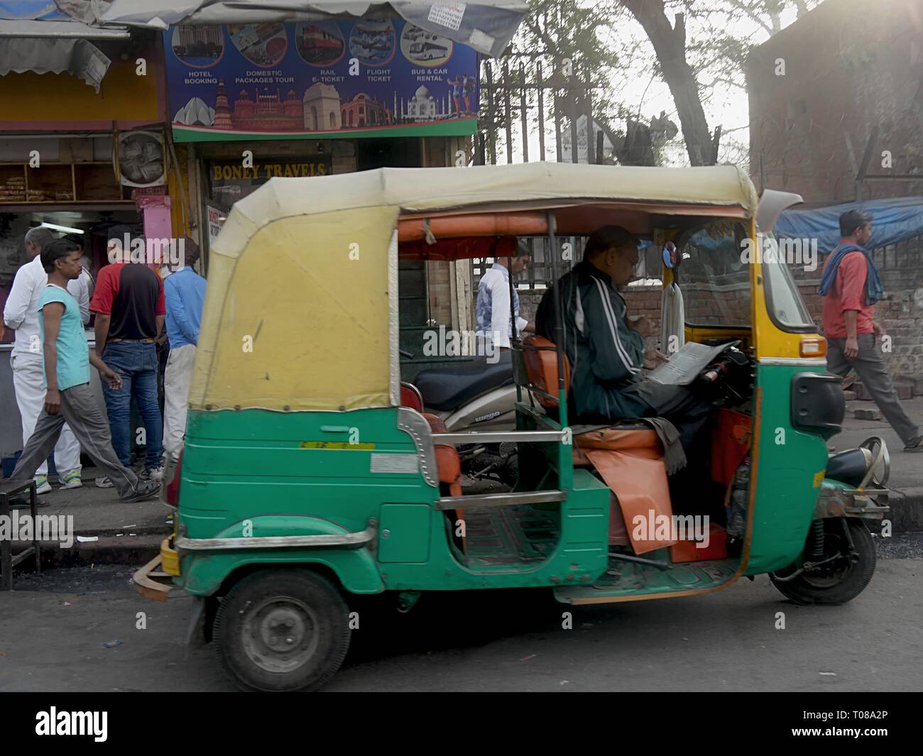 India auto rickshaw side hi-res stock photography and images - Alamy