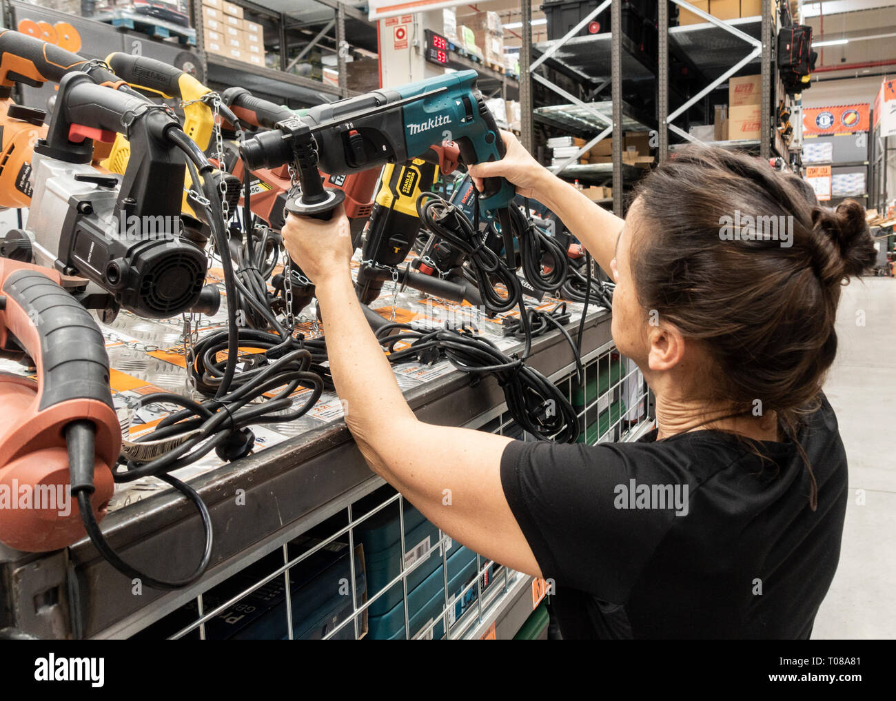 Makita hi-res stock photography and images - Alamy