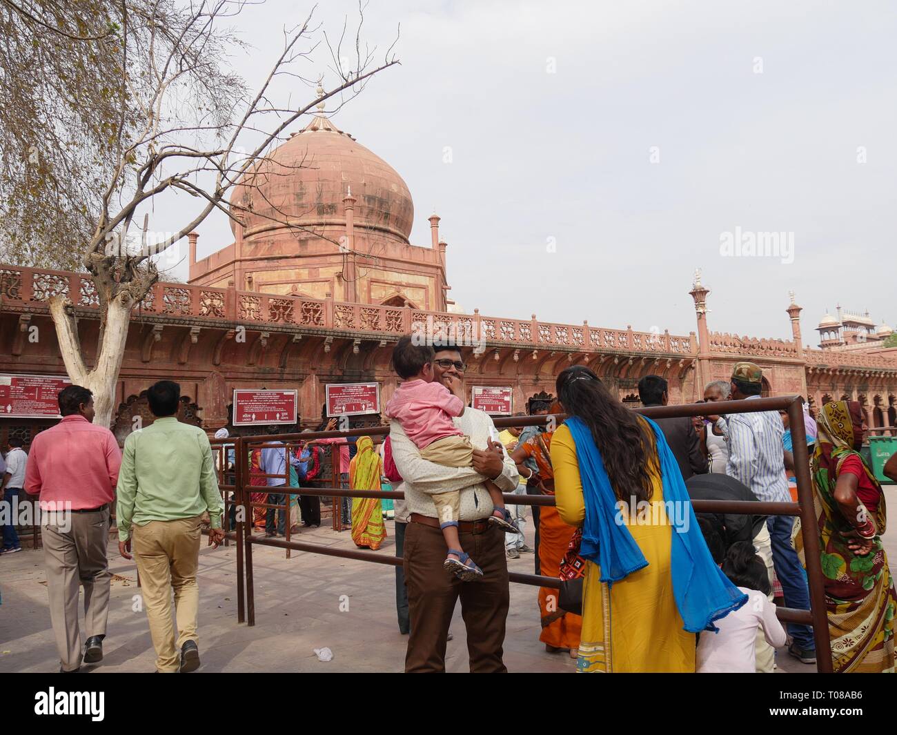 Taj mahal admission ticket hi-res stock photography and images - Alamy