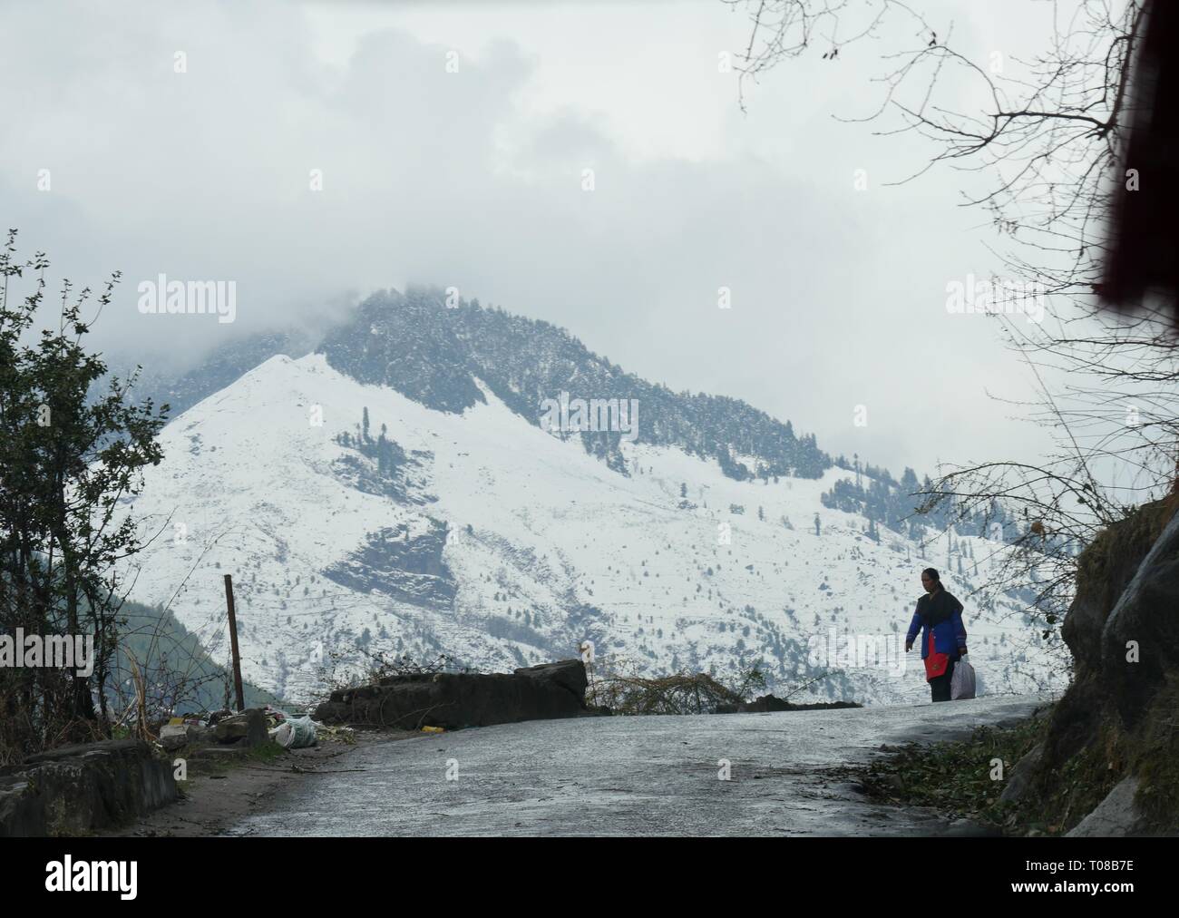 MANALI, HIMACHAL PRADESH--MARCH 2018: View of snow-covered mountains in ...