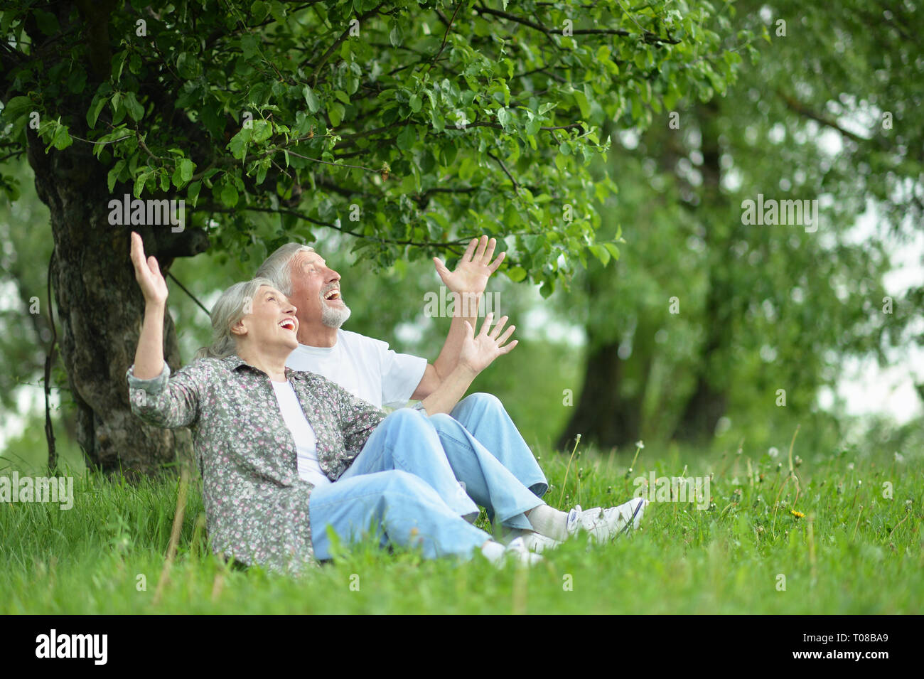 Smiling european couple pose hi-res stock photography and images - Alamy