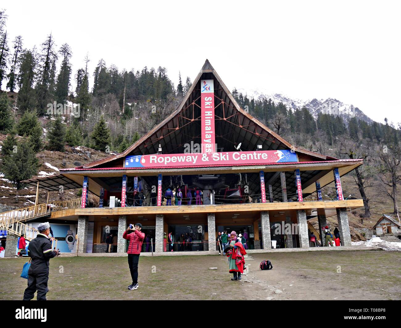 SOLANG VALLEY, HIMACHAL PRADESH—MARCH 2018: Façade of the Ropeway Ski ...