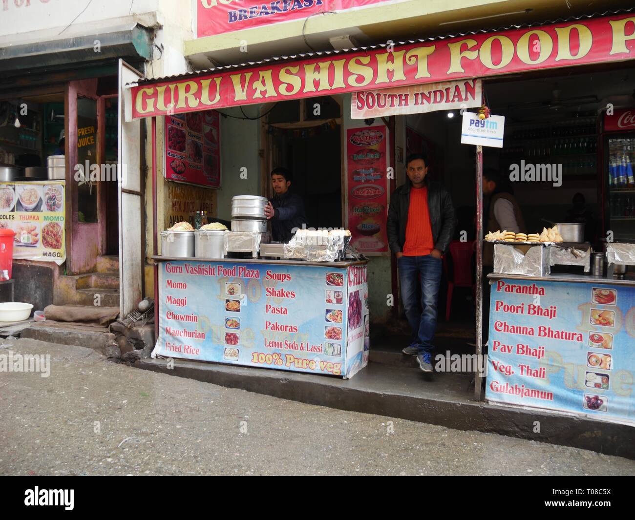 MANALI, HIMACHAL PRADESH, INDIA—MARCH 2018: Facade of a restaurant ...