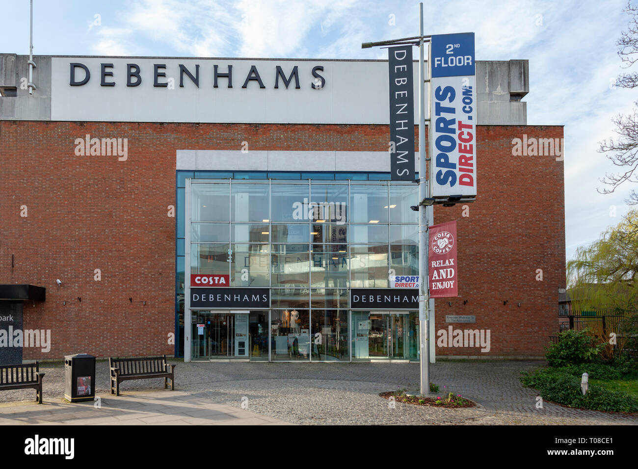 Debenhams guildford hi-res stock photography and images - Alamy