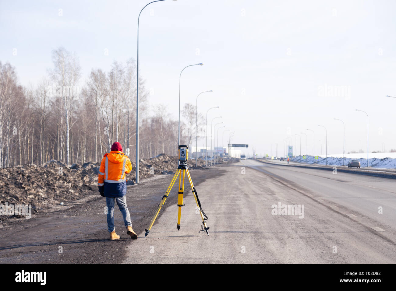 Land survey surveyor machine hi-res stock photography and images - Alamy