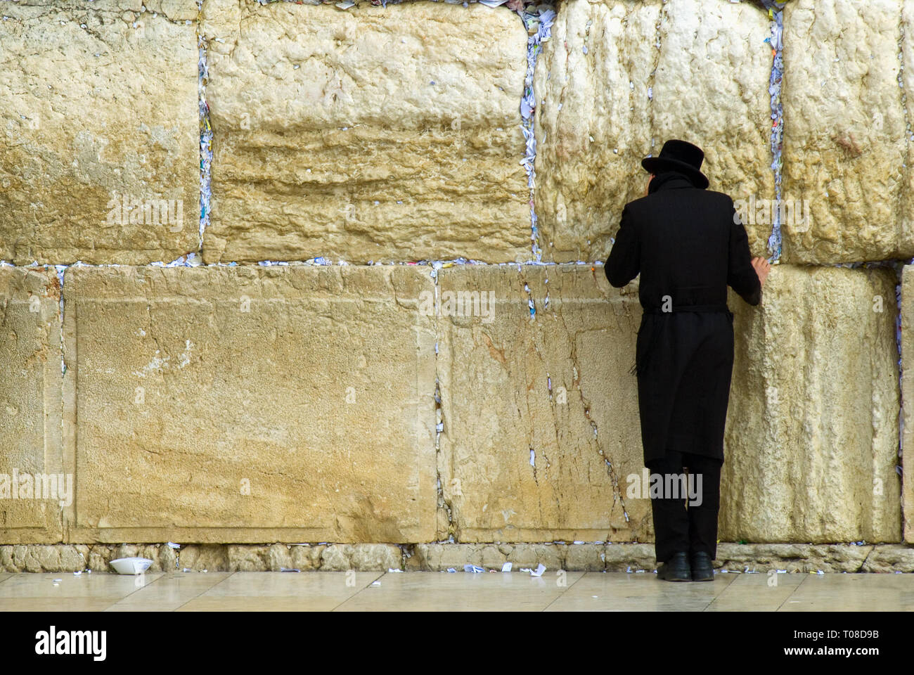 Praying Jew at Western Wall in Jerusalem, rear view Stock Photo - Alamy