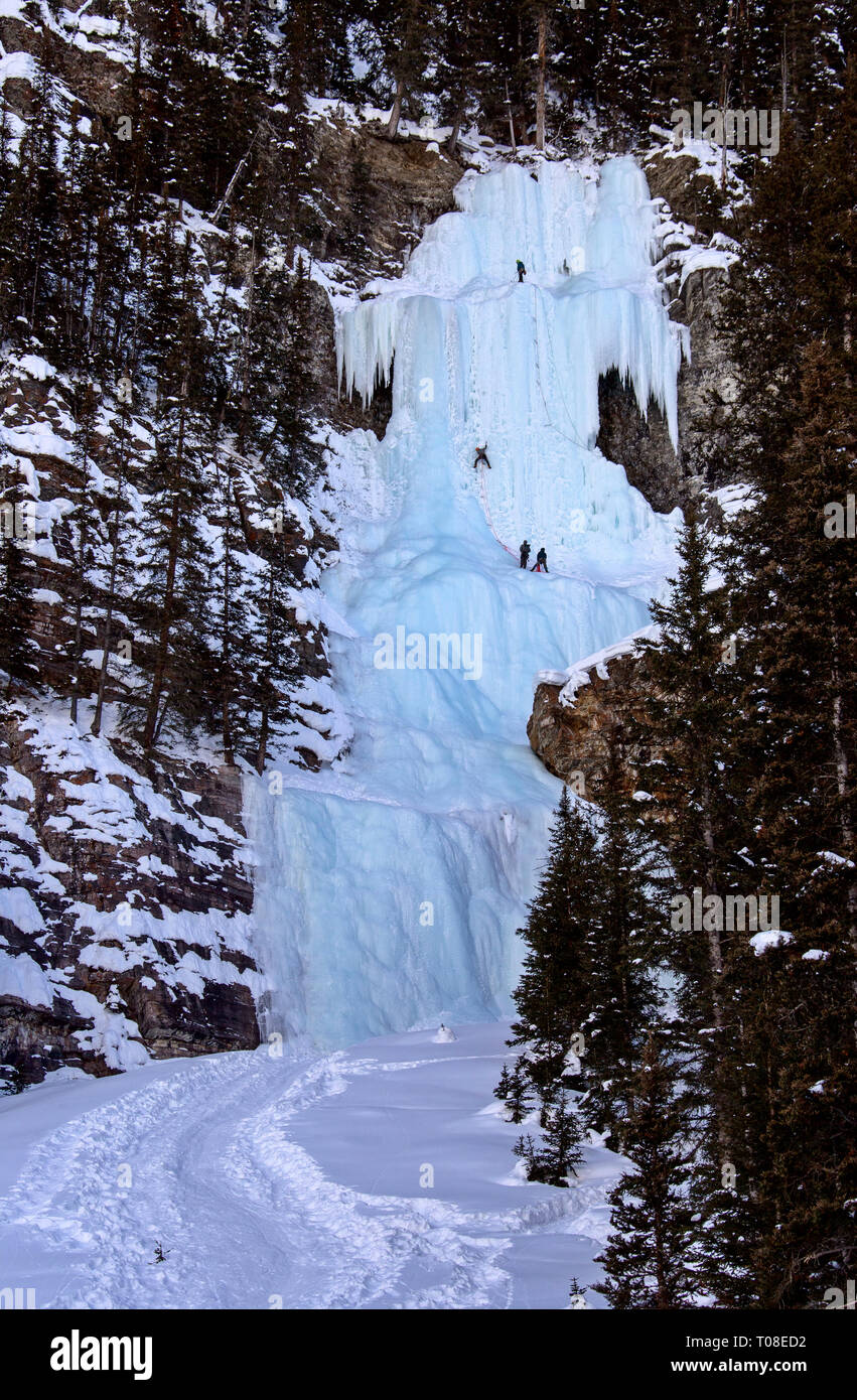 Ice Climbing Lake Louise Waterfall Frozen Canada Stock Photo - Alamy
