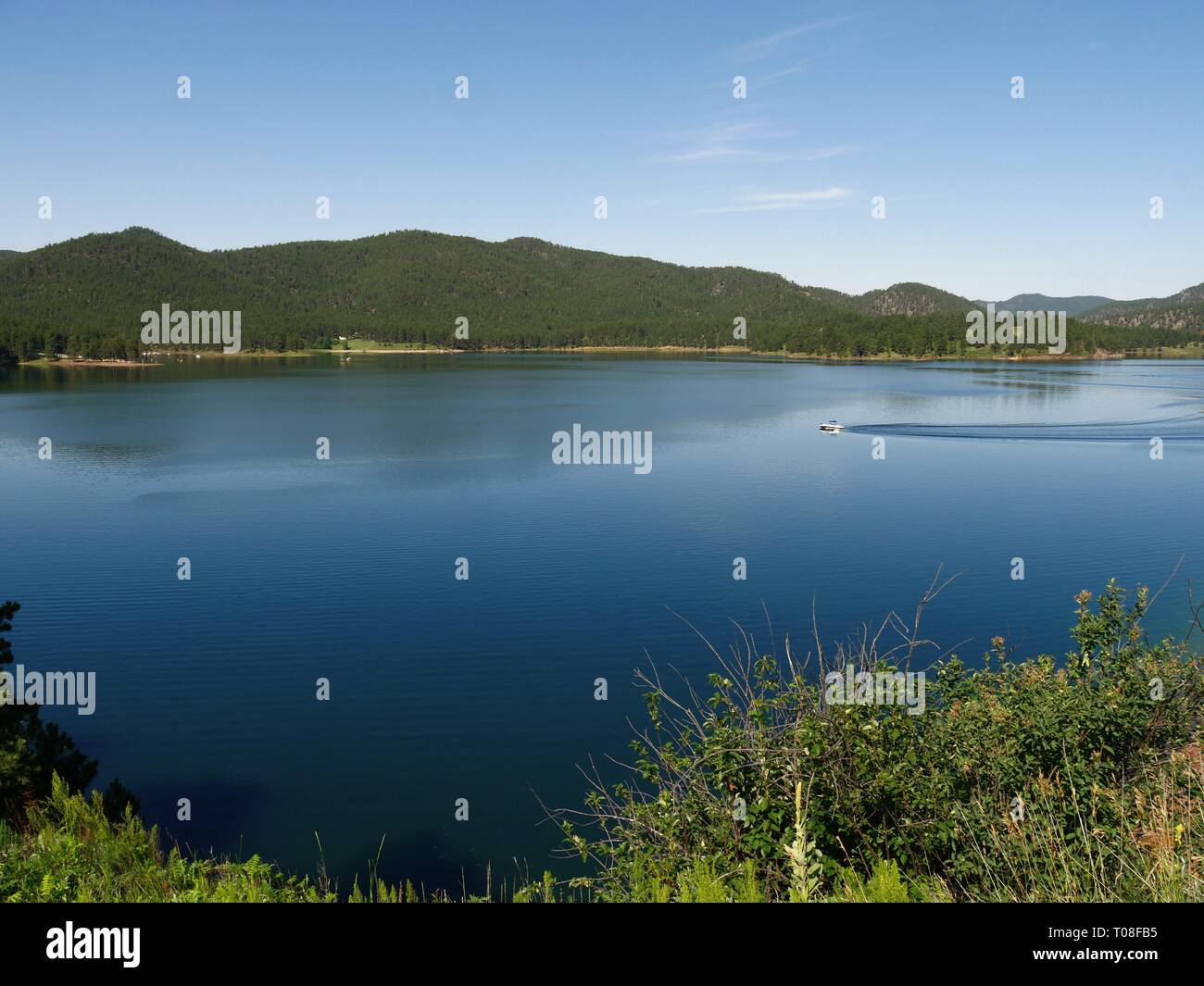 Pactola lake hi-res stock photography and images - Alamy