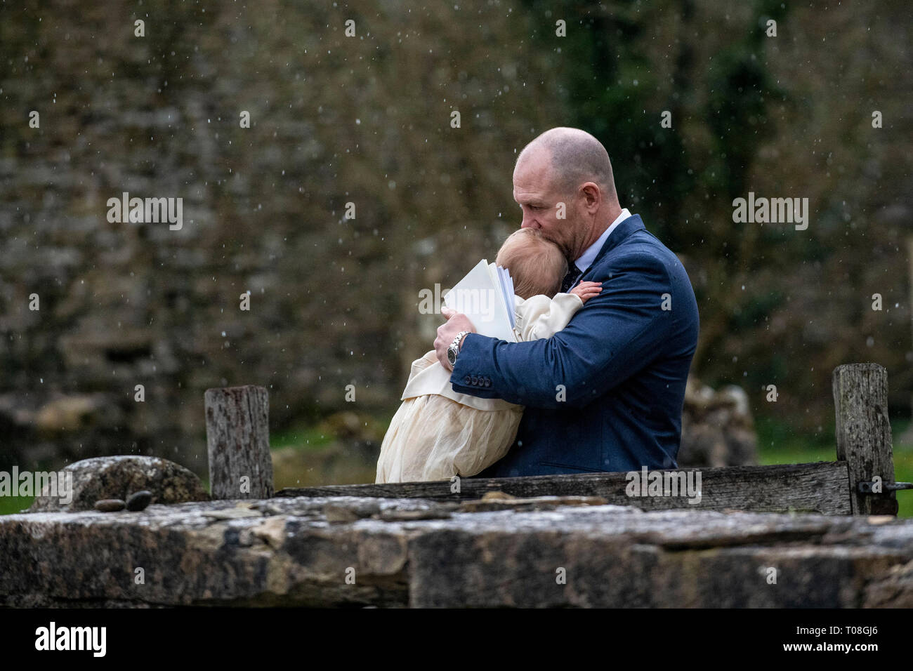 Mike Tindall carries daughter Lena, great grand daughter of Queen ...