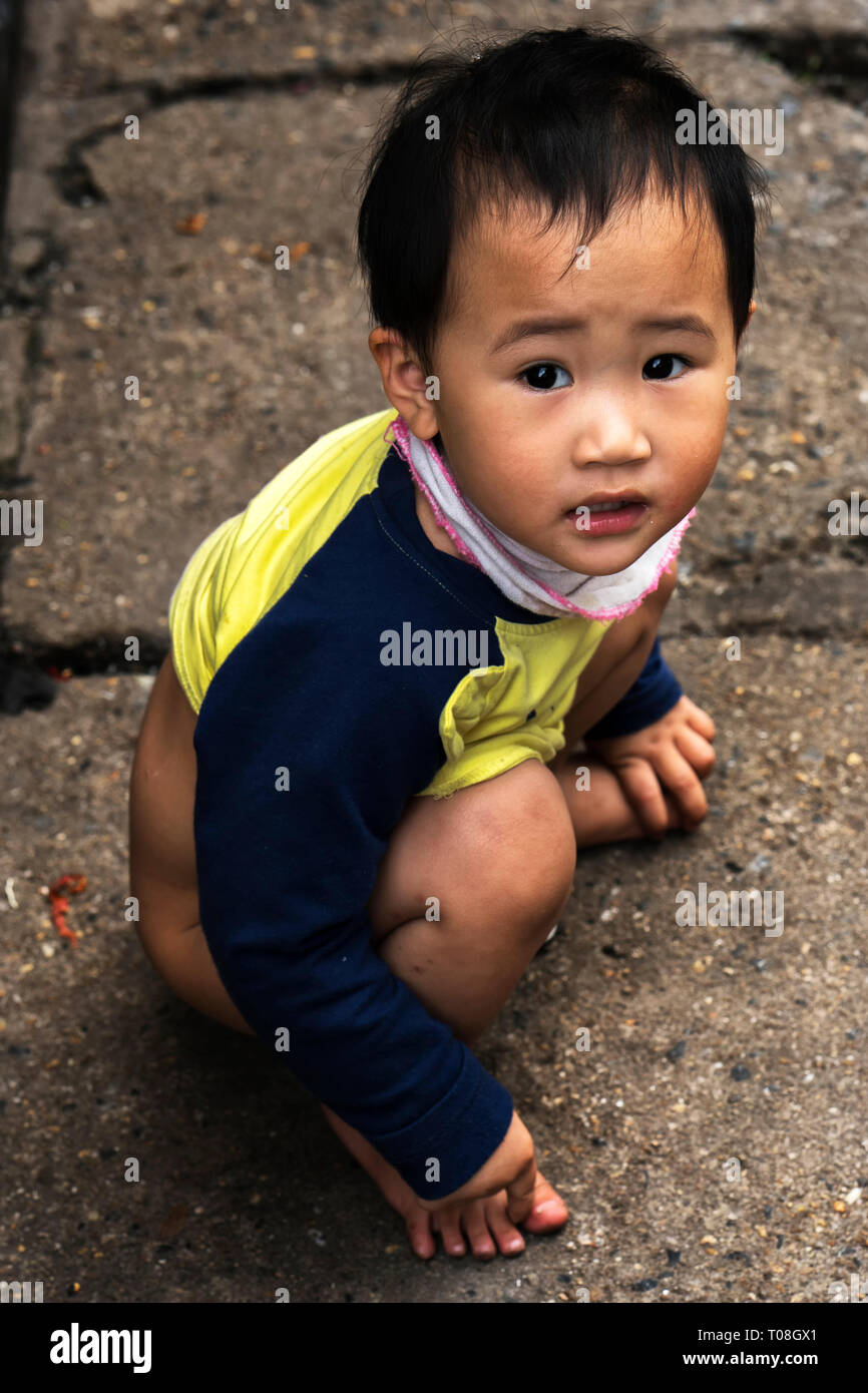 Vietnamese boy hi-res stock photography and images - Alamy