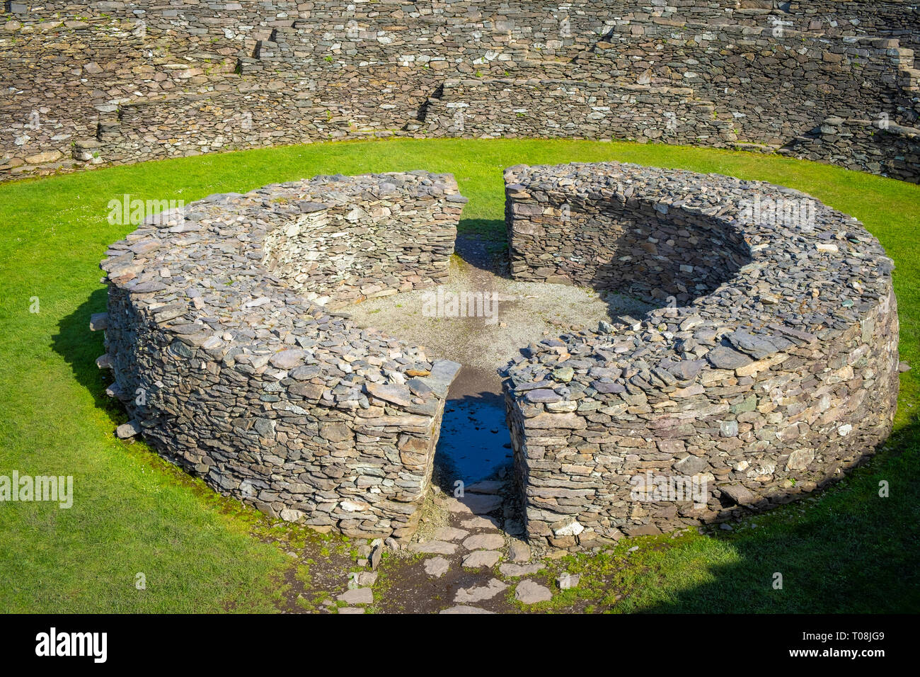 Old Cahergall Stone Fort Stock Photo - Alamy