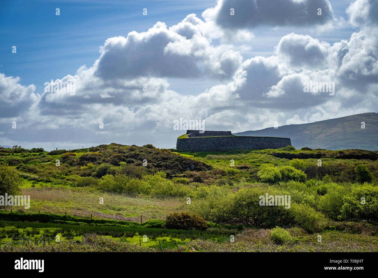 Old Cahergall Stone Fort Stock Photo - Alamy