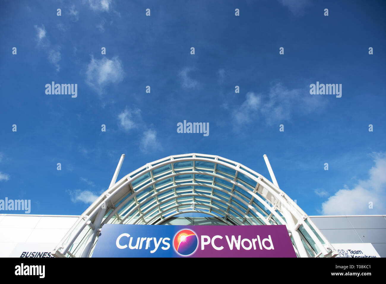 Currys pc world store hi-res stock photography and images - Alamy
