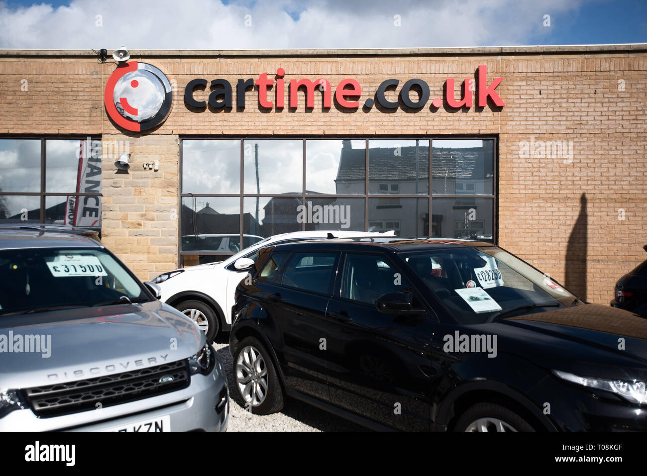 Cartime used car dealership. Bury, Lancashire Stock Photo - Alamy
