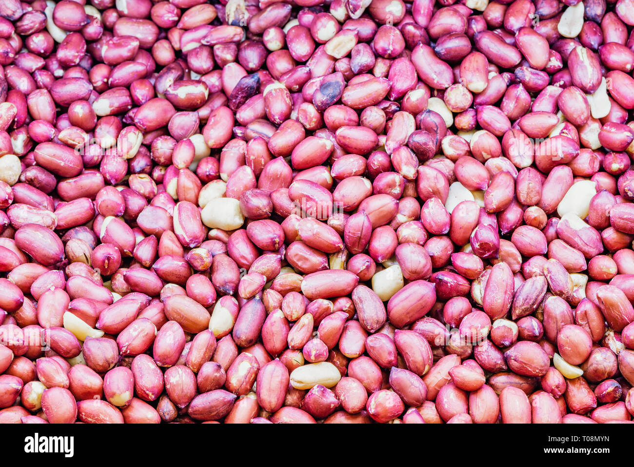 Peanuts in the box inside of the shop Stock Photo - Alamy