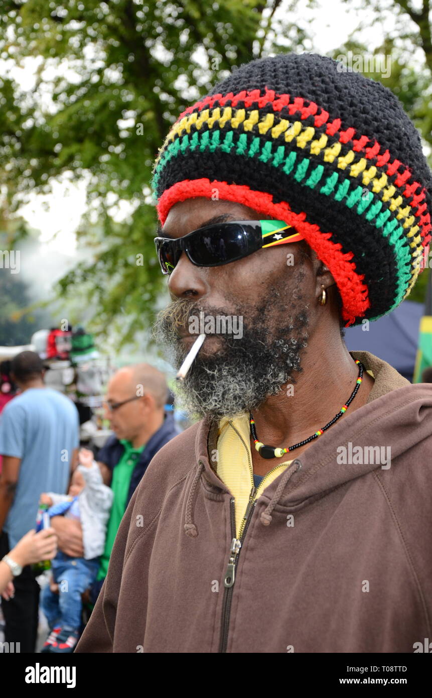 Rasta rastafarian family people hi-res stock photography and images - Alamy