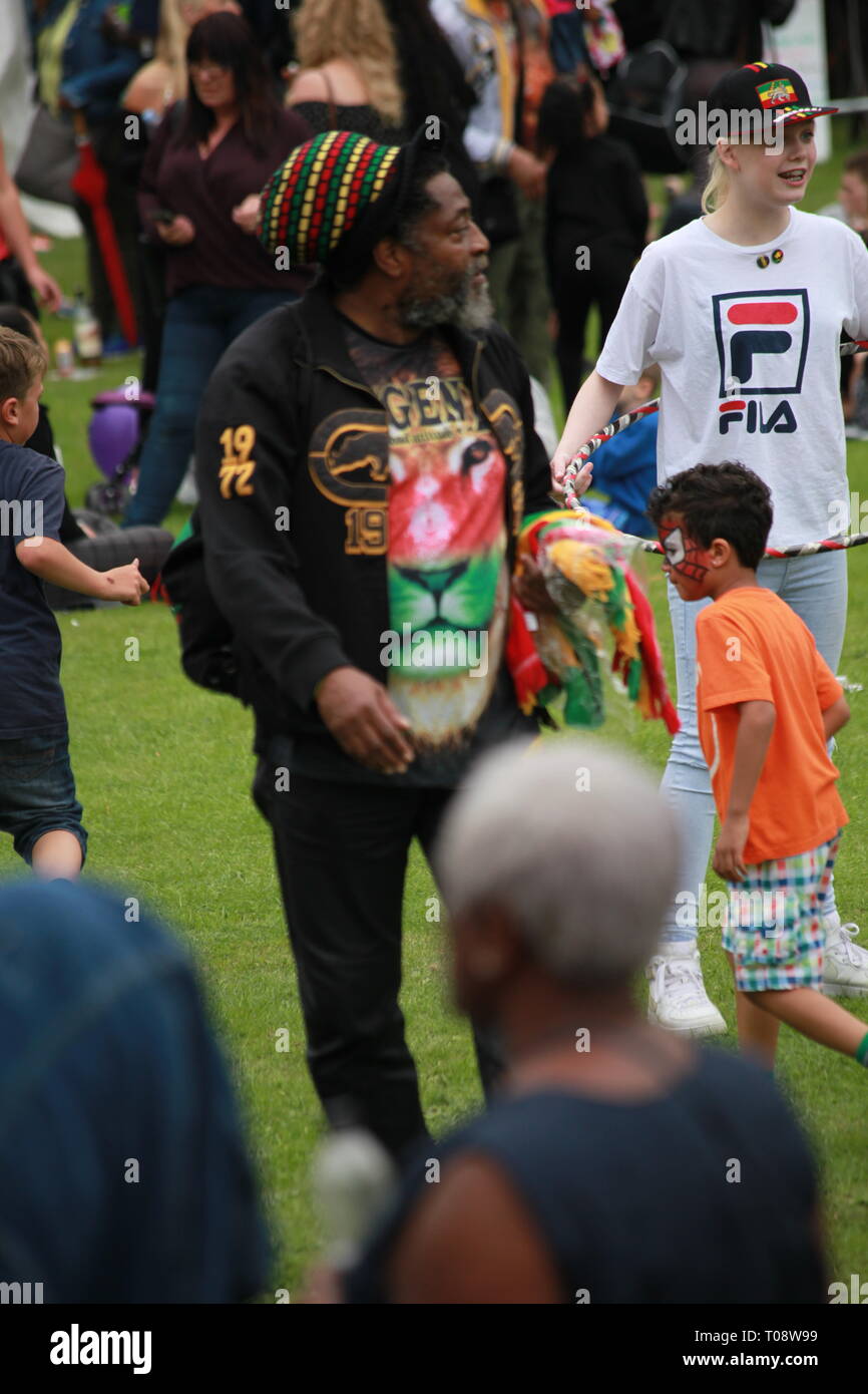 Rasta rastafarian family people hi-res stock photography and images - Alamy