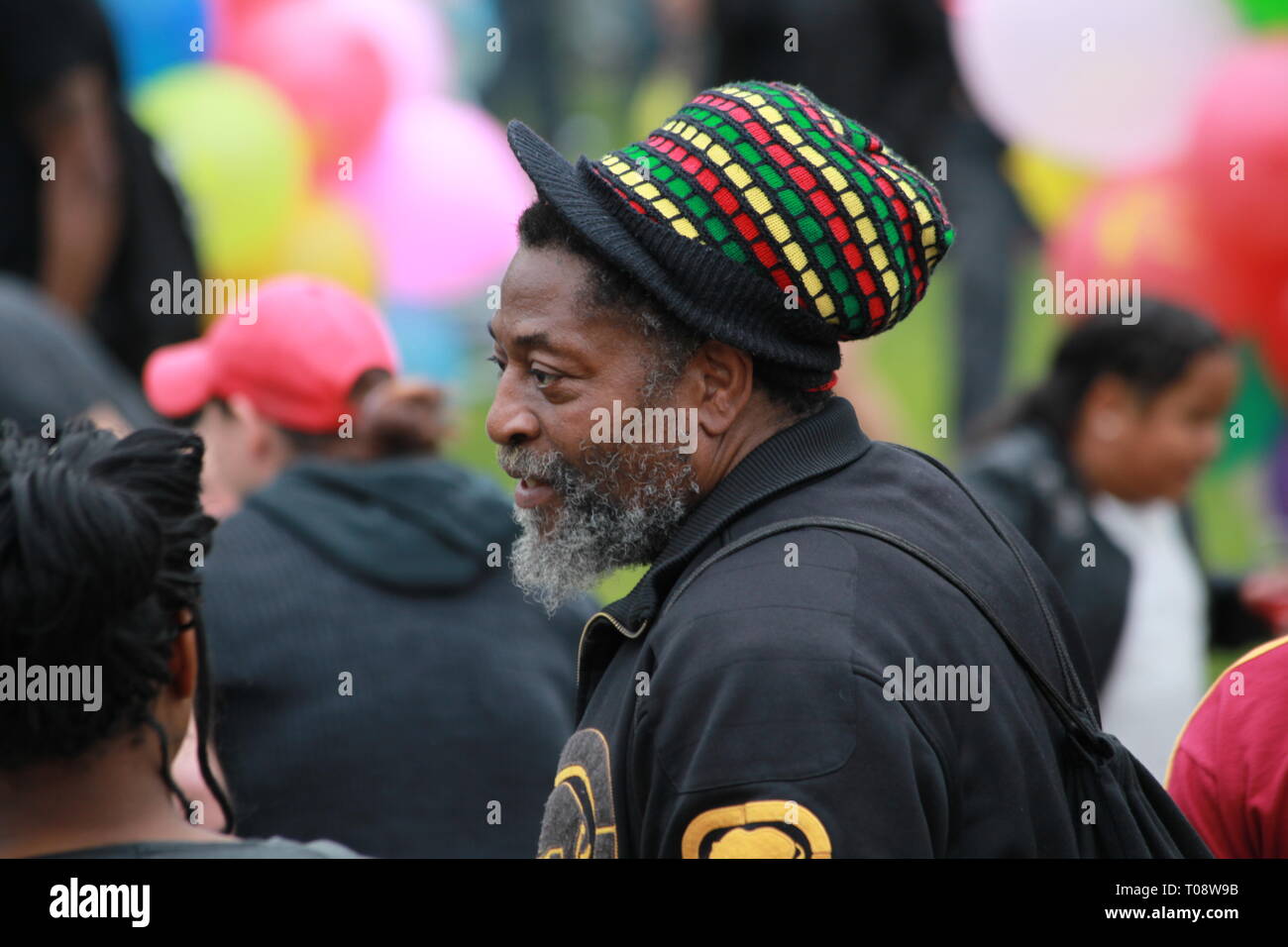 Rasta rastafarian family people hi-res stock photography and images - Alamy