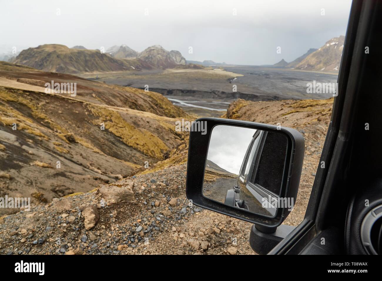 Car side view driving hi-res stock photography and images - Alamy