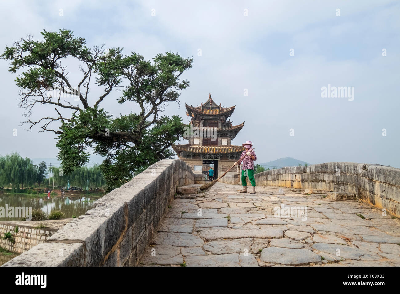 China, Yunnan, Jianshui, Twin Dragon Bridge Stock Photo - Alamy
