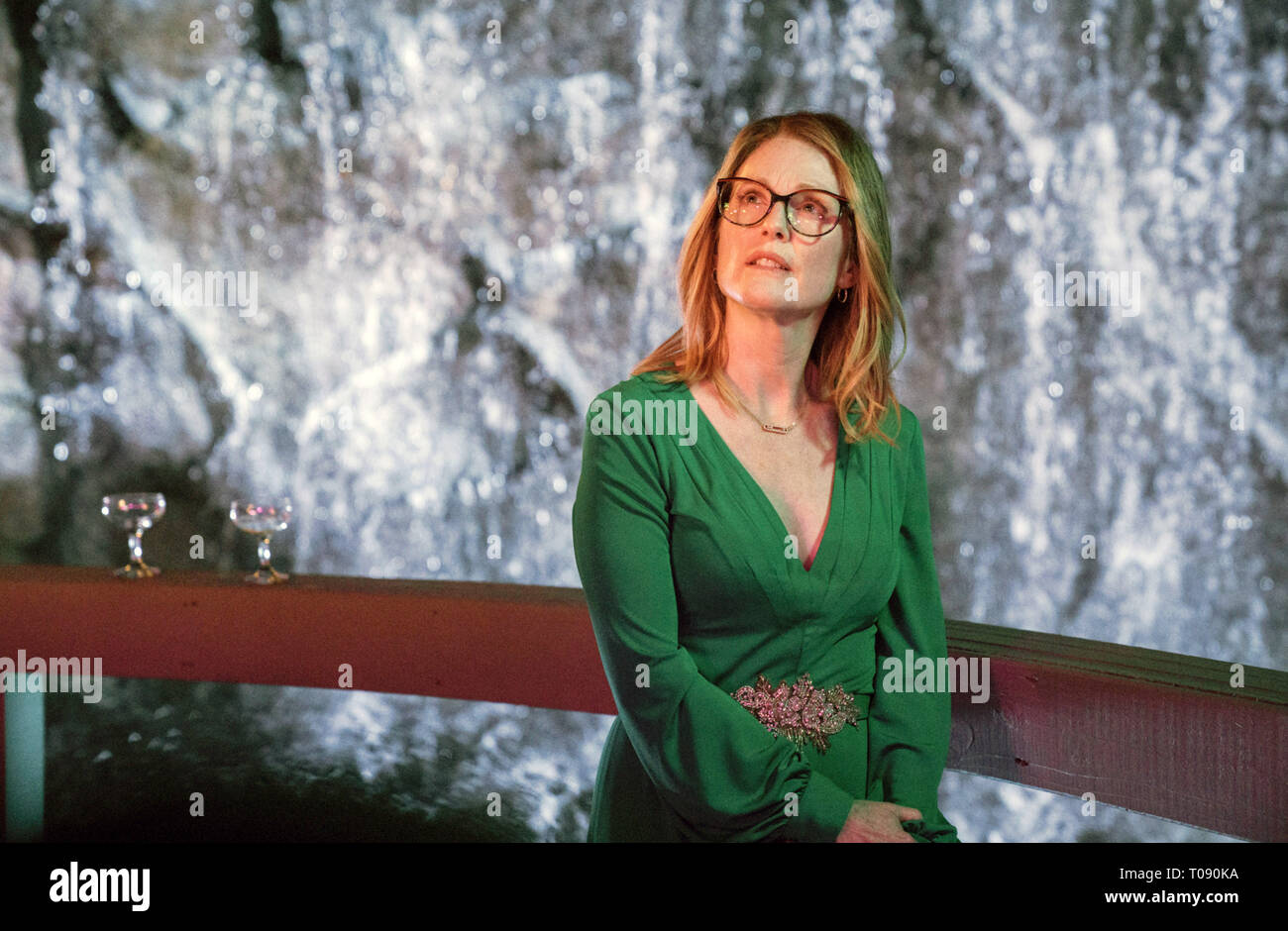 GLORIA BELL, Julianne Moore, 2018. ph: Hilary Bronwyn Gayle / © A24 ...