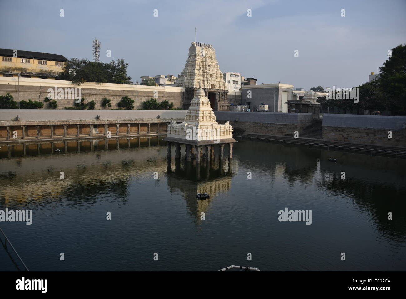 Kamakshi amman temple hi-res stock photography and images - Alamy