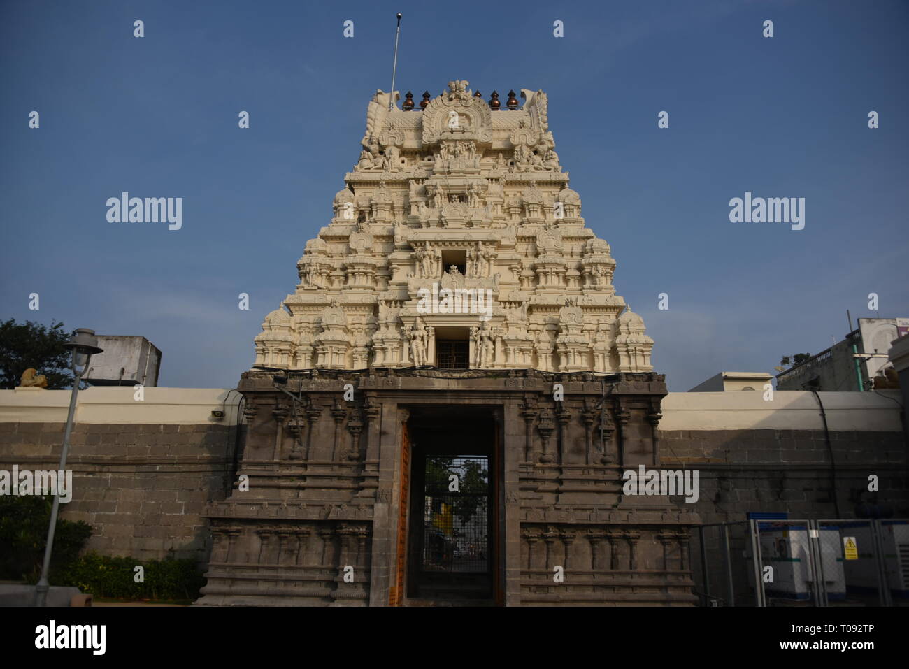 Kamakshi amman temple hi-res stock photography and images - Alamy