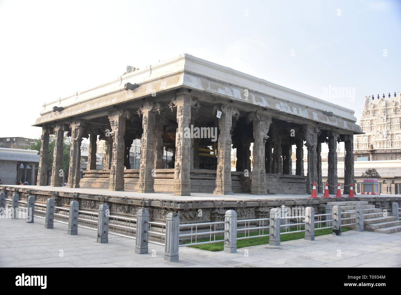 Kamakshi amman temple hi-res stock photography and images - Alamy