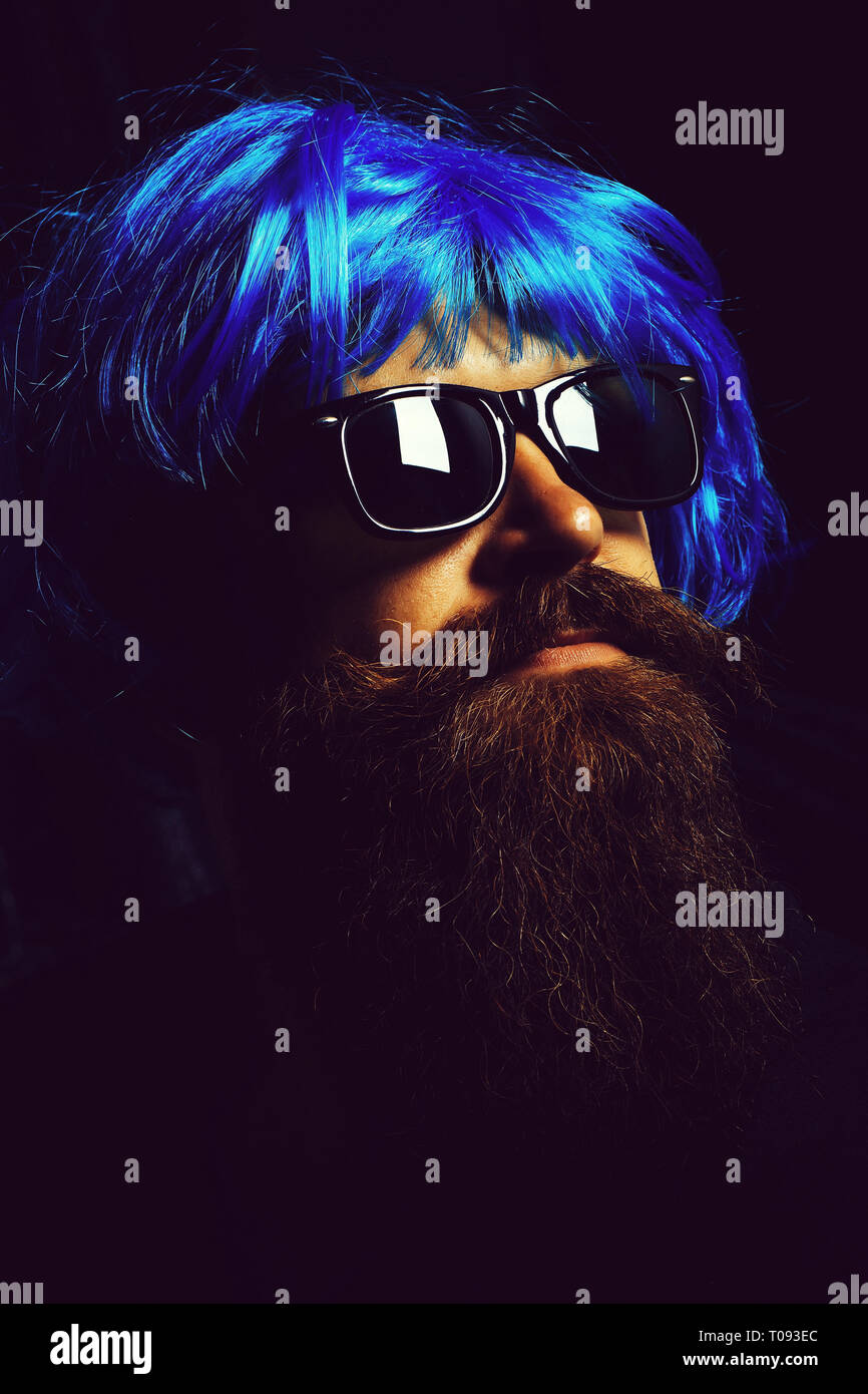 Man Wig High Resolution Stock Photography and Images - Alamy