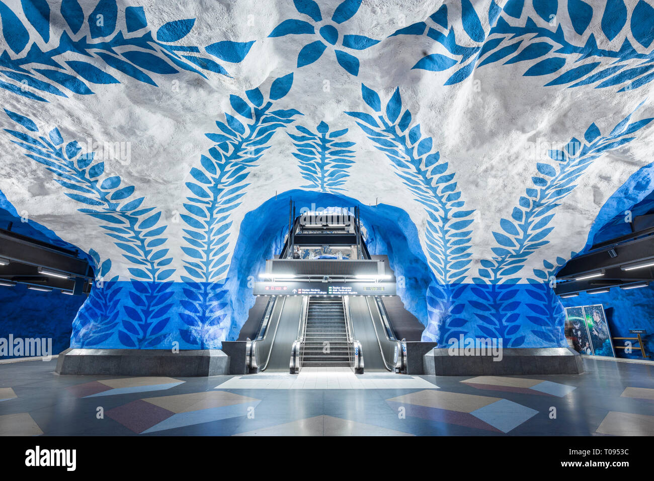 Subway station stockholm sweden hi-res stock photography and images - Alamy
