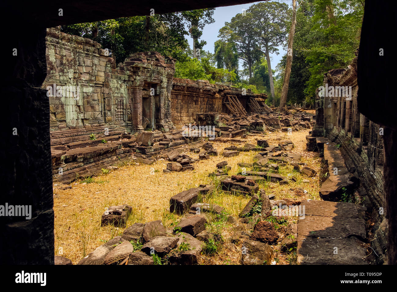 Restoration angkor hi-res stock photography and images - Alamy