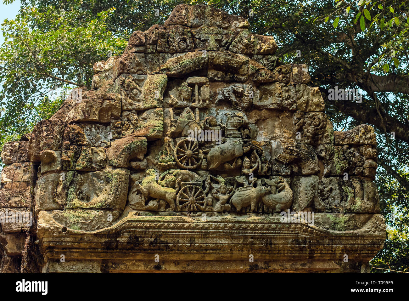 Naga figures hi-res stock photography and images - Alamy